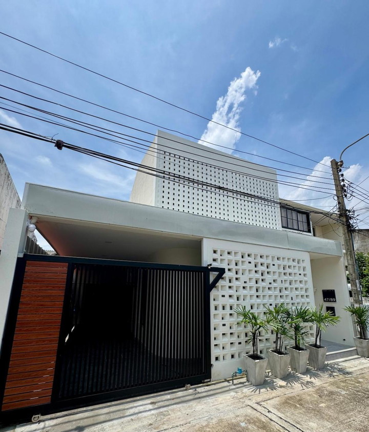 Baanchan House And Studio At Ramkhamhaeng - Aéroport Suvarnabhumi de Bangkok (BKK)
