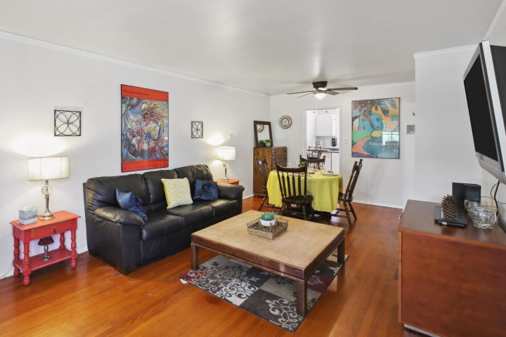 Walk To Retro Row: Long Beach Condo - Long Beach, CA