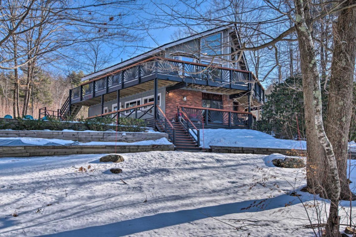 Pet-friendly Gilford Home By Gunstock Ski Mountain - Gilford, NH