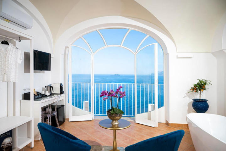 Villa Santa Chiara Positano Suites - Positano