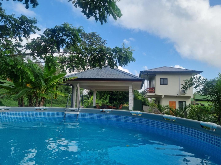 Parakreek Apartments - Suriname