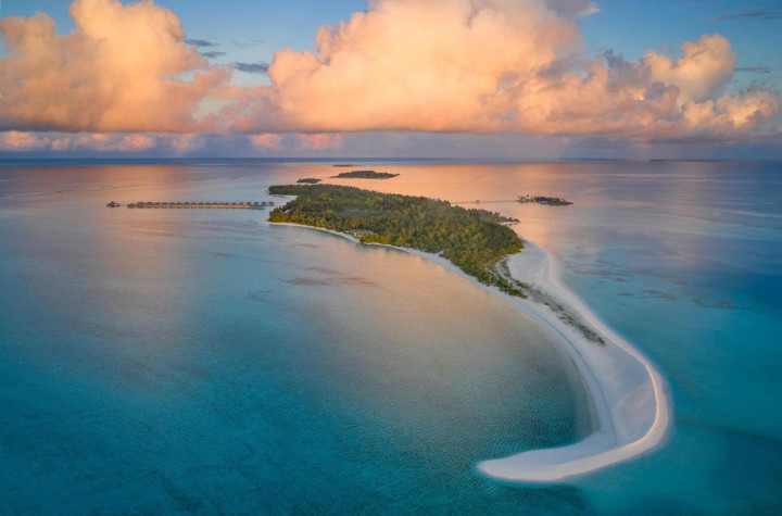 Villa Park Sun Island Resort - Maldives