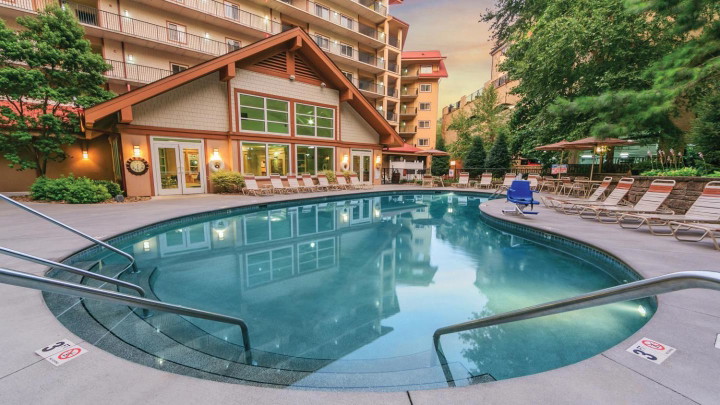 Holiday Inn Club Vacations Smoky Mountain Resort - Gatlinburg, TN