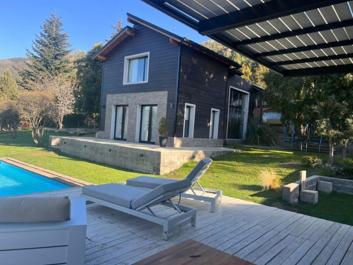 De Los Rios Casa Con Pileta - Argentine