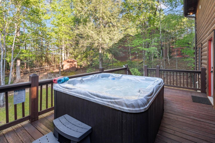 Lake Lure Oasis In The Woods W/ Hot Tub & More! - North Carolina