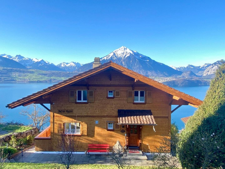 Chalet Egglen "Typical Swiss House, Best Views, Private Jacuzzi" - Interlaken