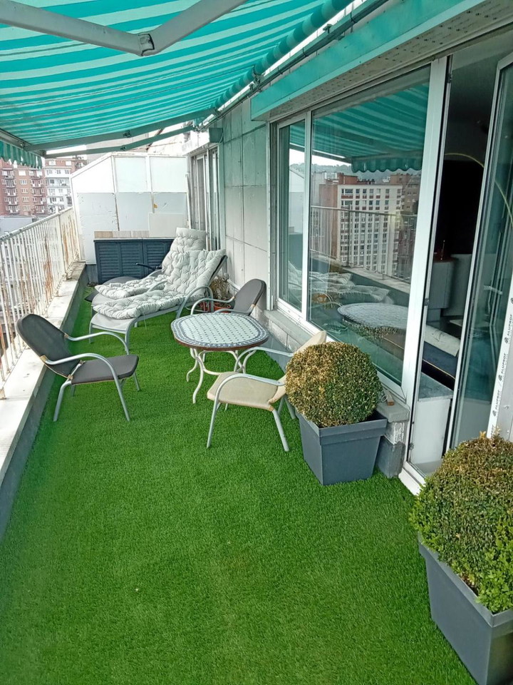 Liège Centre Médiacité Appartement Possible Parking Terrasse Immense 8ème Pour 2 Personnes - Herstal