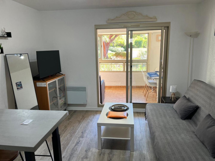 Charmant Studio Calme Bord De Mer Wifi-nespresso-draps-linge De Bain - Ollioules