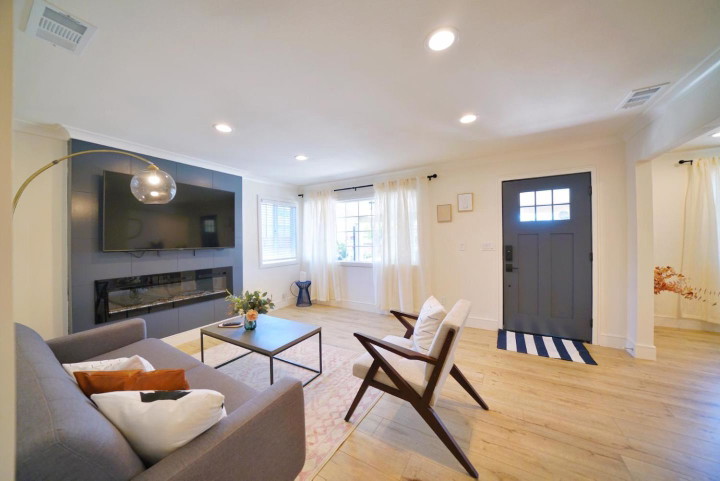 @ Marbella Lane - Vibrant 4br Rwc Ldry + P - Redwood City, CA