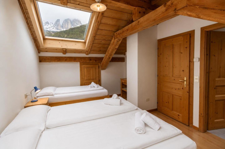Appartamento Vernelia By Ama Val Di Fassa - Corvara, BZ, Italy