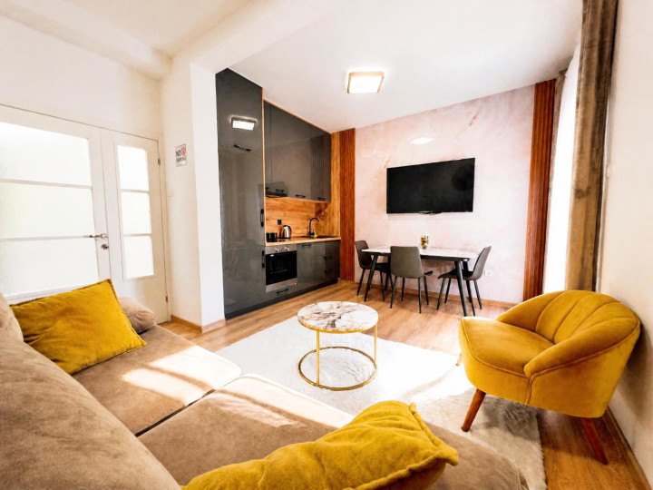 Dom B Apartments - Budva