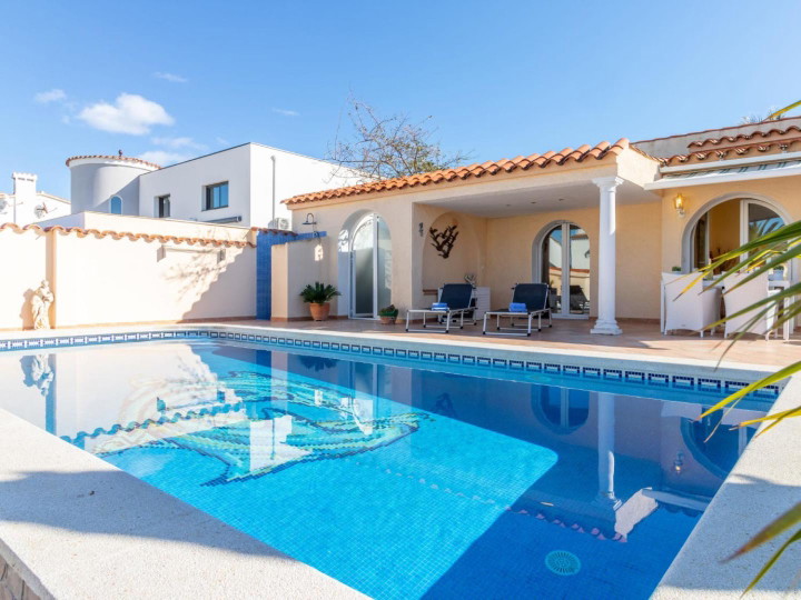 Holiday Home Bonica By Interhome - Empuriabrava