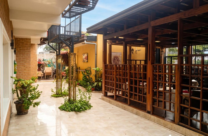 Appartement Spacieux à Kinshasa Avec Balcon - Kinshasa