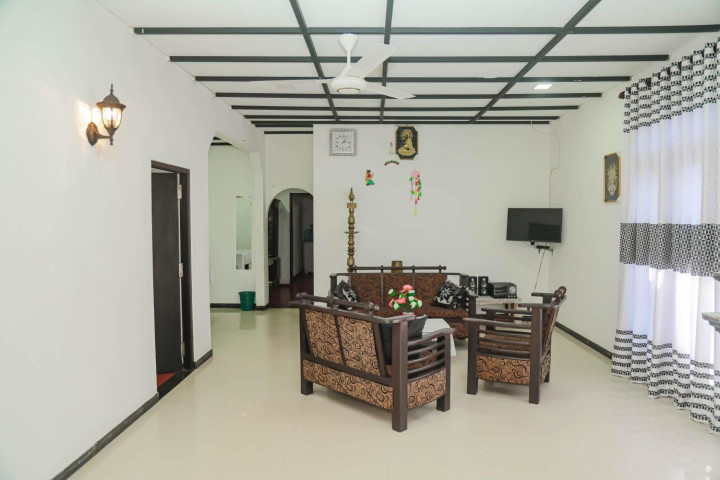 Hirusha Villa - Hikkaduwa