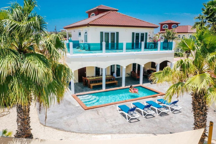 Large 6br Villa With Private Pool Top Location - Aruba