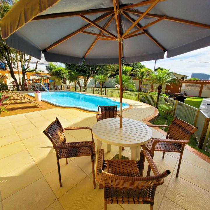 Casa De Praia Com Piscina E Playground - Vila Velha