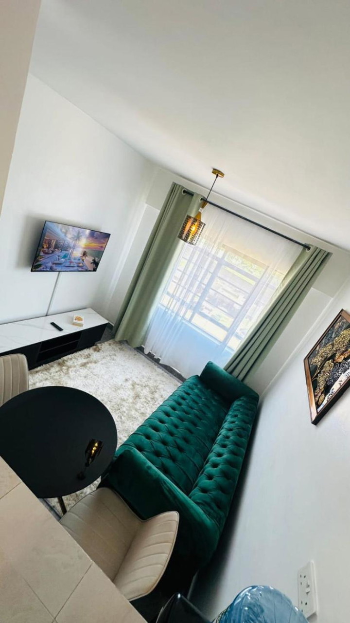 Caren's Homestay With Elevator Near Kisumu Cbd - Kisumu