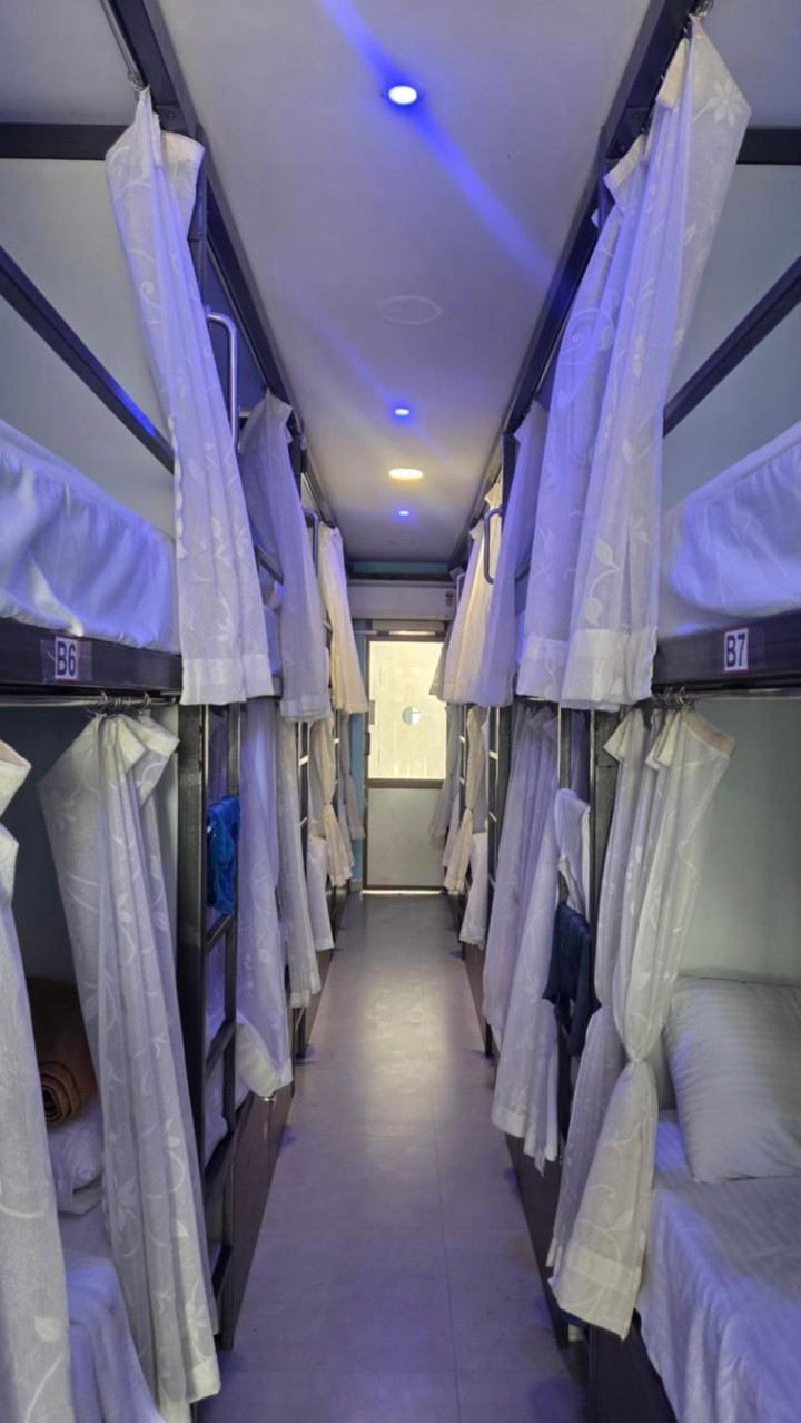 Diya Divine Stay Premium Ac Dormitory - Tamil Nadu