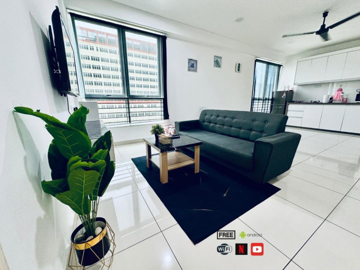 8pax 2-bedroom L Seaview L Georgetown L Gleneagles L Mansion One - George Town
