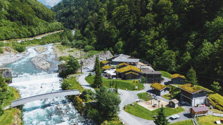 Hüttenhotel Husky Lodge - Stoos