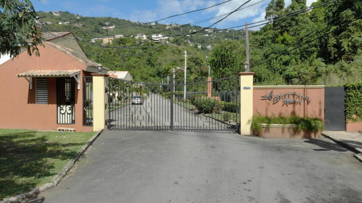Brittany Manor Retreat - Jamaica