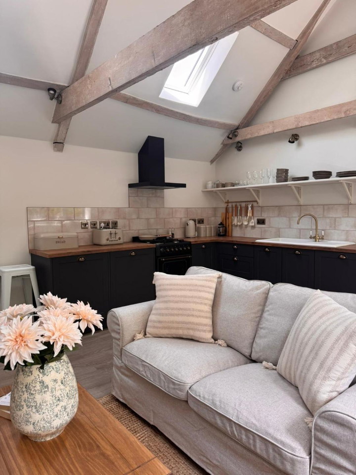 The Glastonbury Gatehouse Retreat Cottage - Glastonbury