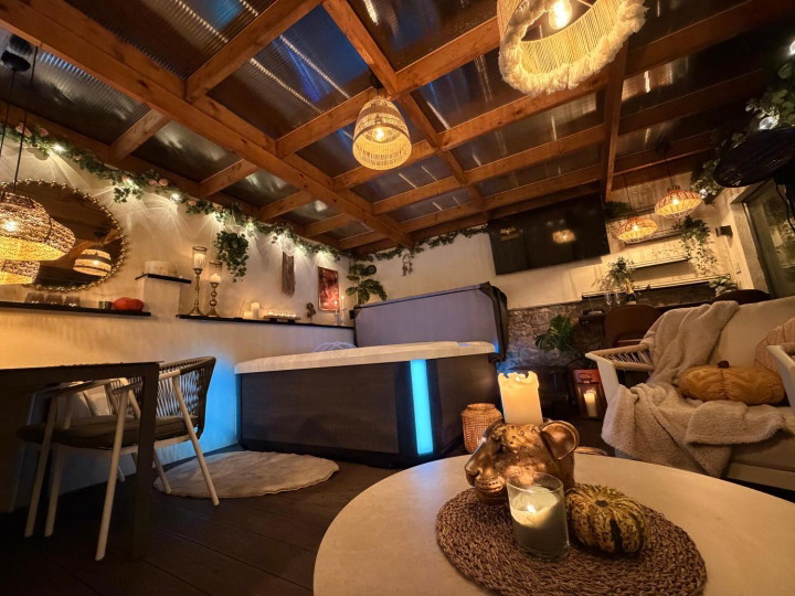 Flamingo Retreat With Hot Tub And Private Garden - Totnes