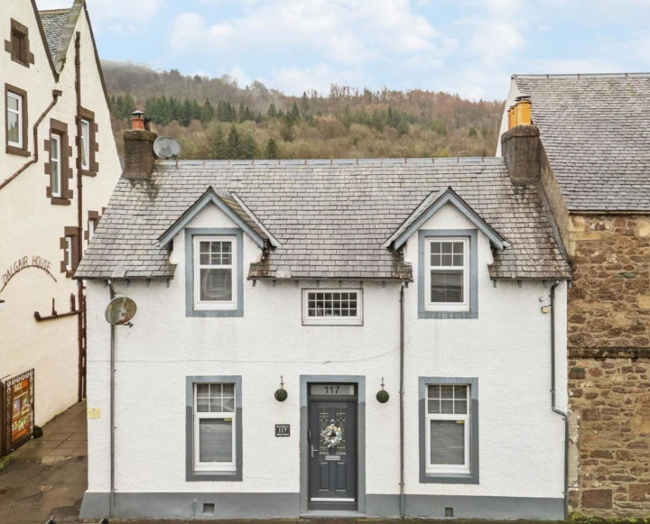 Dunella Traditional Cottage - Callander