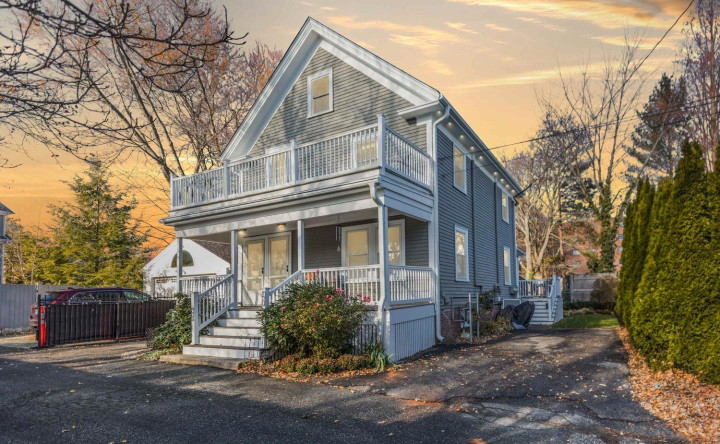 Richards Retreat Walk To Downtown Washer-dryer - Portsmouth, NH