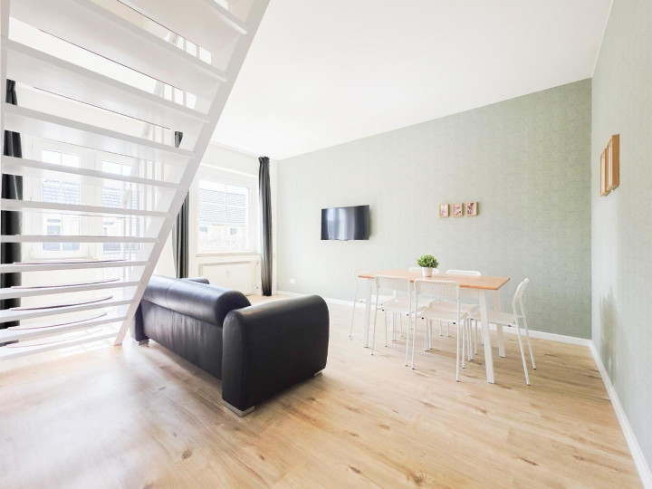 Tolstov Apartments - 4 Room Apartment - Maisonette - Balcony - 20 Min Messe Dus And Old Town Dus - Düsseldorf