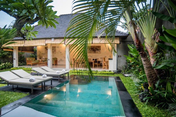 Sandi Agung Villa Bidadari - Sanur