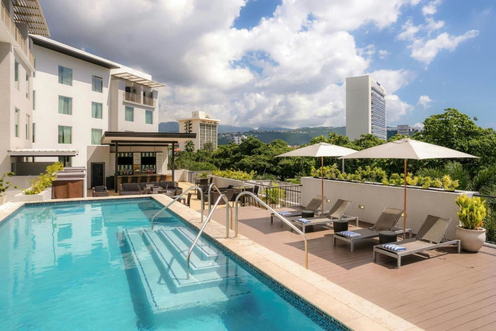 Courtyard By Marriott Kingston, Jamaica - Kingston
