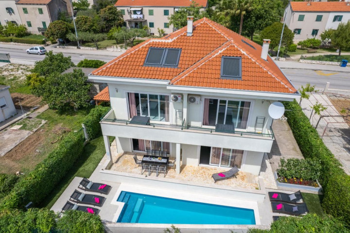 Villa Barbara-kastela With Heated Pool - Split