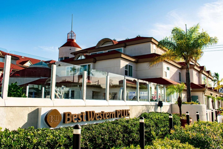 科羅納多島貝斯維斯特套房酒店 - Coronado Island
