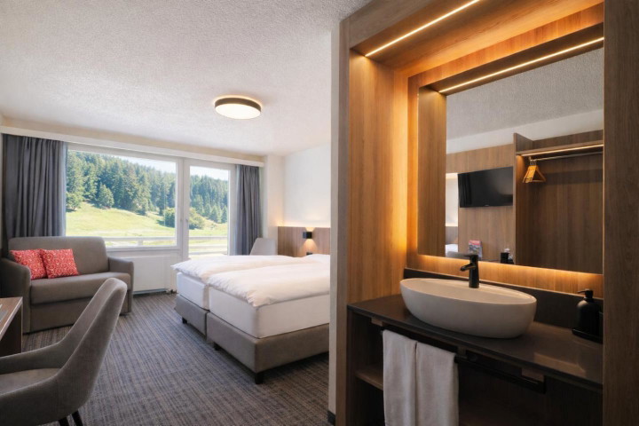 Hotel Alpina Parpan - Lai