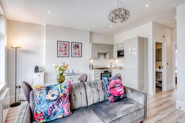 Elegant 1 Bed Apartment- Hampstead Village - Barnes
