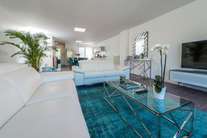 Suites Mana - Le Manaloft, Chic Et Moderne Avec Salle Privée De Fitness En Plein Centre-ville De Rethel - Ardennes