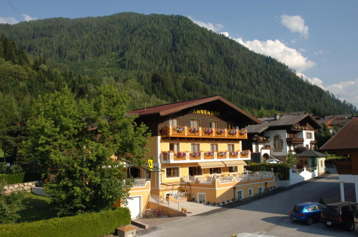 Hotel Garni Tannenhof - Flachau