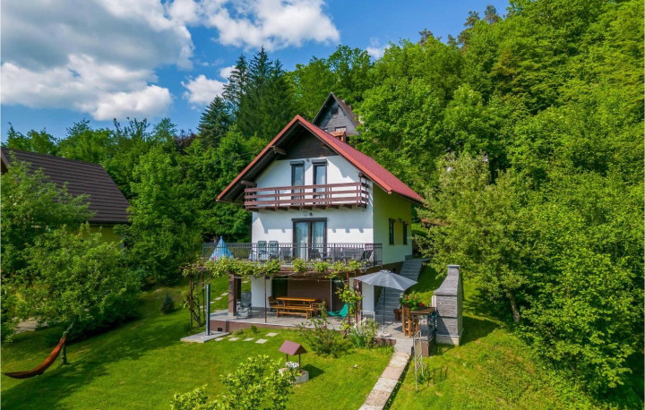 Nice Home In Brod Na Kupi With Wifi - Croatia