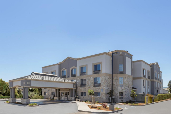 Holiday Inn Express Hotel & Suites San Jose-morgan Hill By Ihg - San Jose, CA