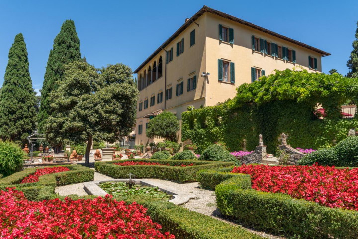 Art Hotel Villa Agape - Place Of Charme - Sesto Fiorentino