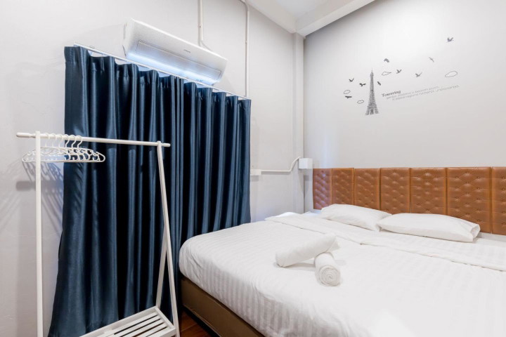 Lemon Siam Hostel Free Breakfast - Bangkok