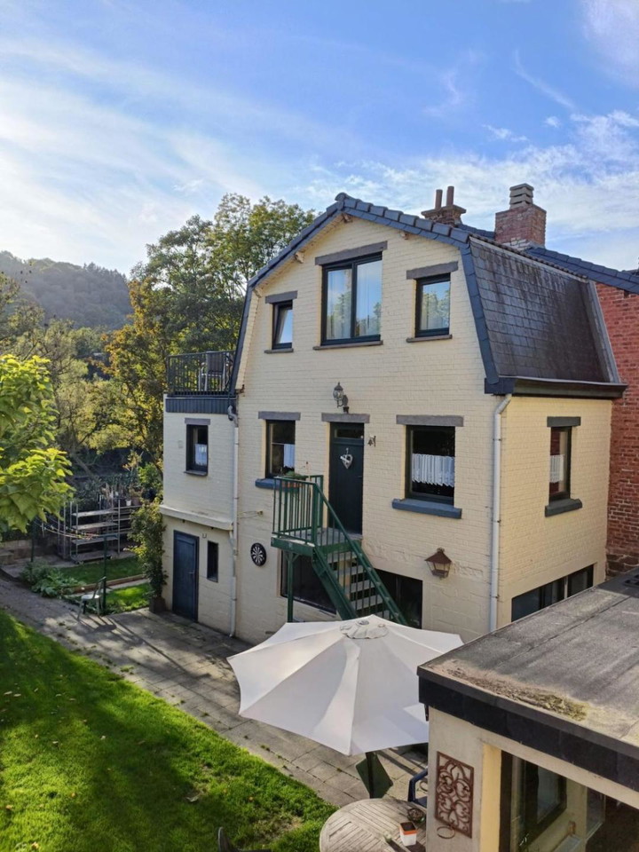 Charming Riverside Cottage - Chaudfontaine