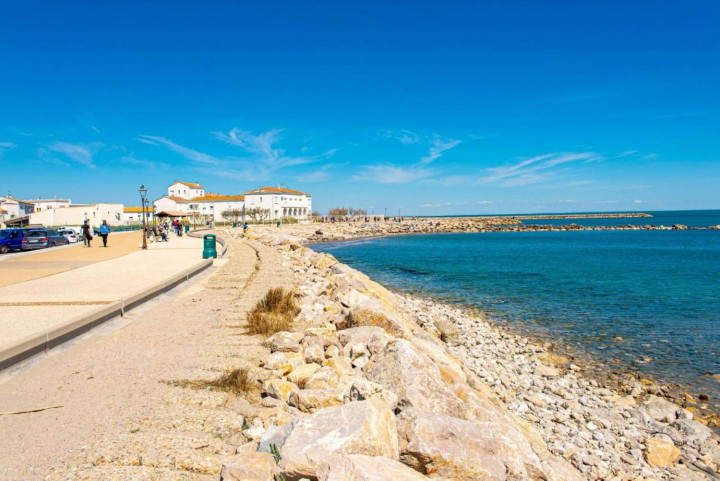Appartement Lumineux Avec Terrasse Plage Et Centre à Pied Parking Gratuit - Saintes-Maries-de-la-Mer