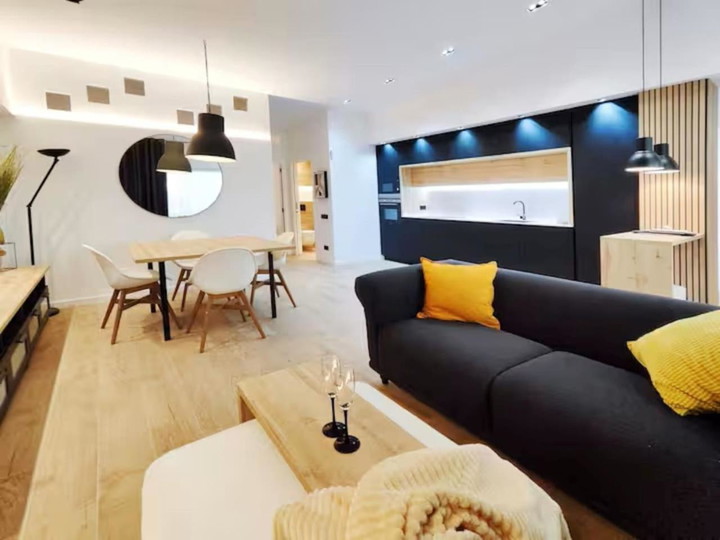 Increible Apartamento Lujo Con Terraza, 2 Dormitorios 2 Baños, Terrassa - Terrassa
