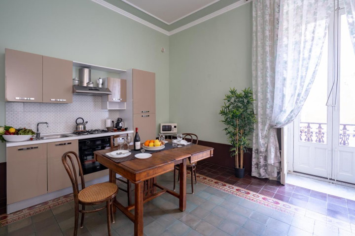 Lettera Living - Catania