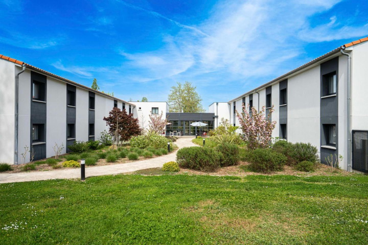 Sure Hotel By Best Western Les Portes De Montauban - Montauban