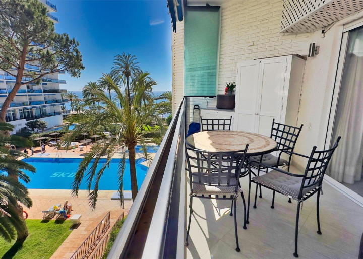 Skol 322 - Completely Renovated Beach Front Apartment Marbella - Marbella