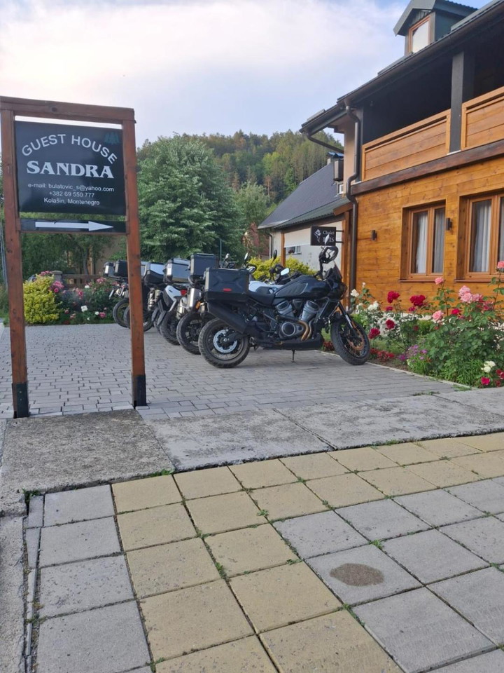 Guesthouse Sandra - Montenegro