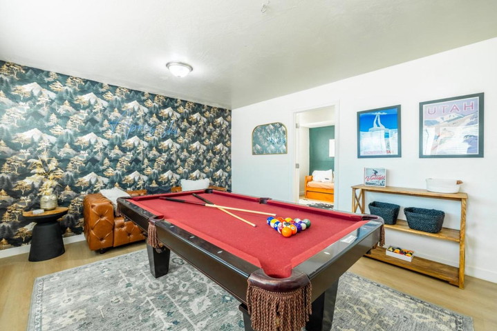 Apres Abode • Pet-friendly Ski Retreat W/ Hot Tub - Sandy, UT